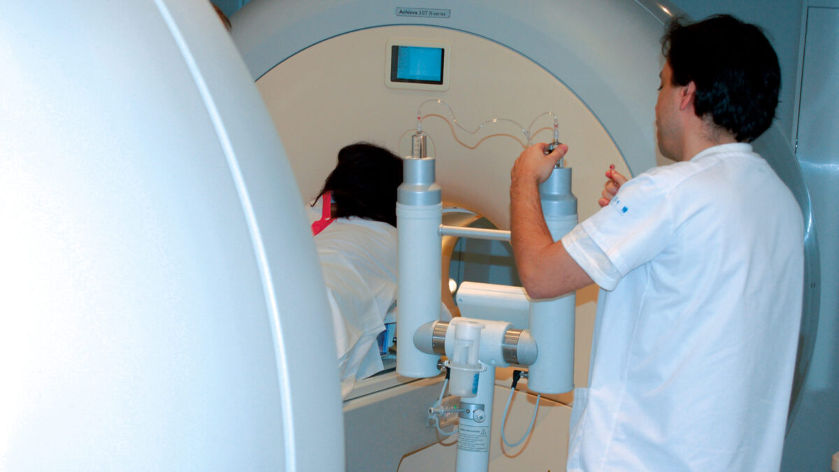 Une technique pour faire durer l’hyperpolarisation des agents de contraste - Docteur Imago