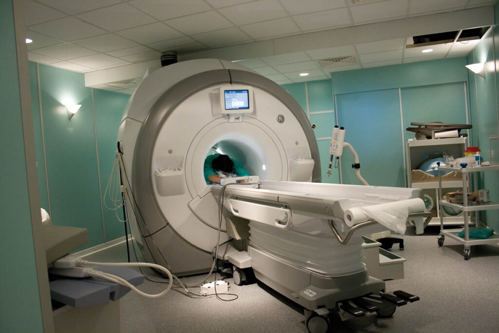 Le coefficient de diffusion apparent est utile pour caractériser les lésions mammaires - Docteur ...