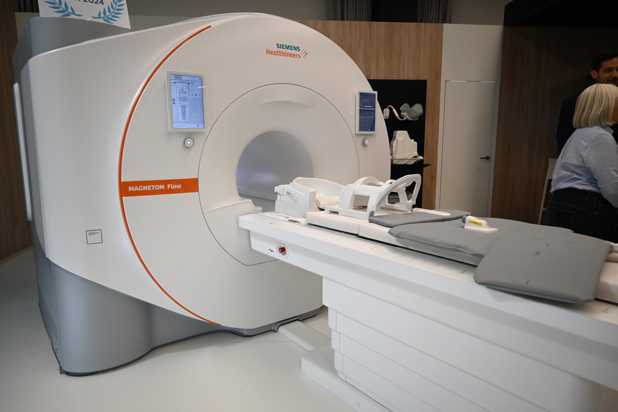 Les IRM en force aux JFR 2024 - Tech Imago